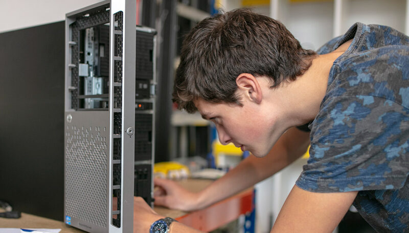 Wizzbit Advanced - Wizzbit, Dé ICT-collega’s